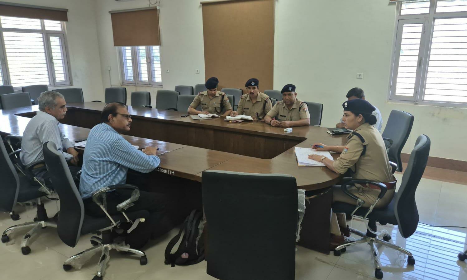 SIT ने UKSSC ऑफिस पहुंचकर खंगाले रिकार्ड, अफसरों से की पूछताछ – Global ...